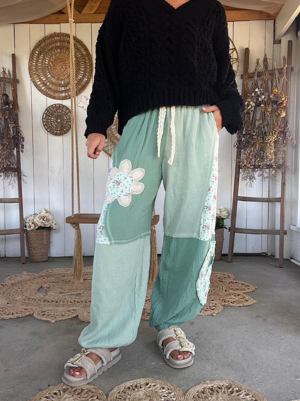 The Brailey Patch Pants - MINT – Coastal Lane Boutique